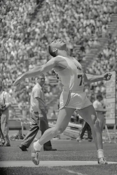 Olympic Discus Thrower Al