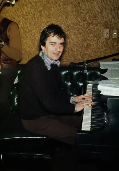 Dudley Moore 2002 Dudley Moore – Signed Autograph Photo 10×8