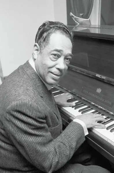 Duke Ellington Tocando Piano