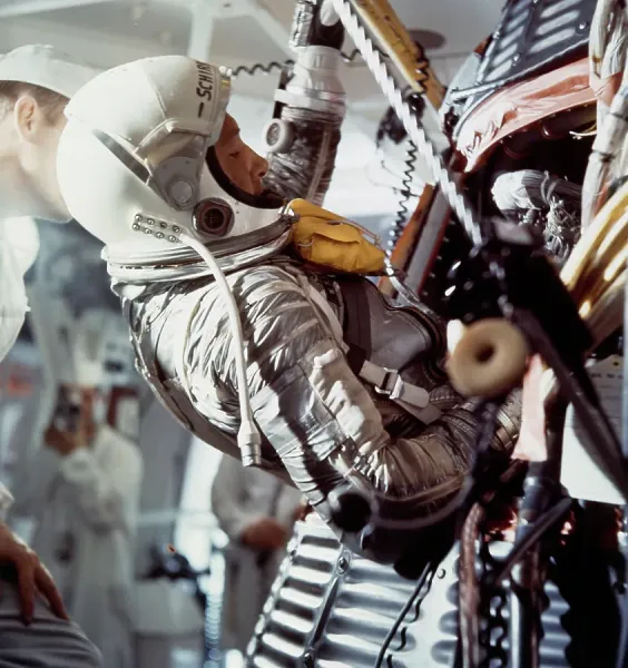 Gemini 4 Space Ship