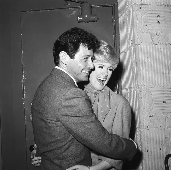 Connie Stevens See Blonde Bombshell Connie Stevens Now At 83 — Best