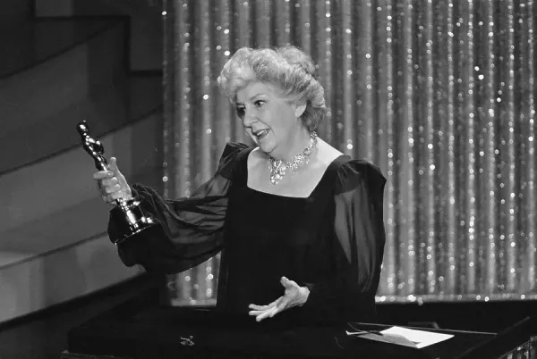 Maureen Stapleton Oscars Actress Maureen Stapleton Remembered For Her
