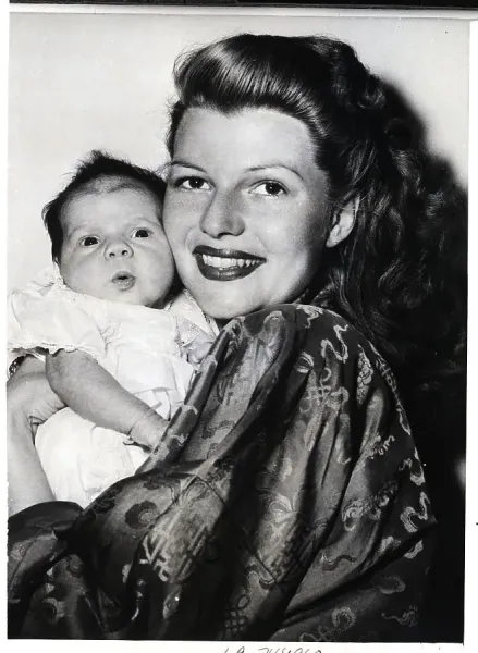 Rita Hayworth Rebecca Welles Rita Hayworth And Daughter, Rebecca